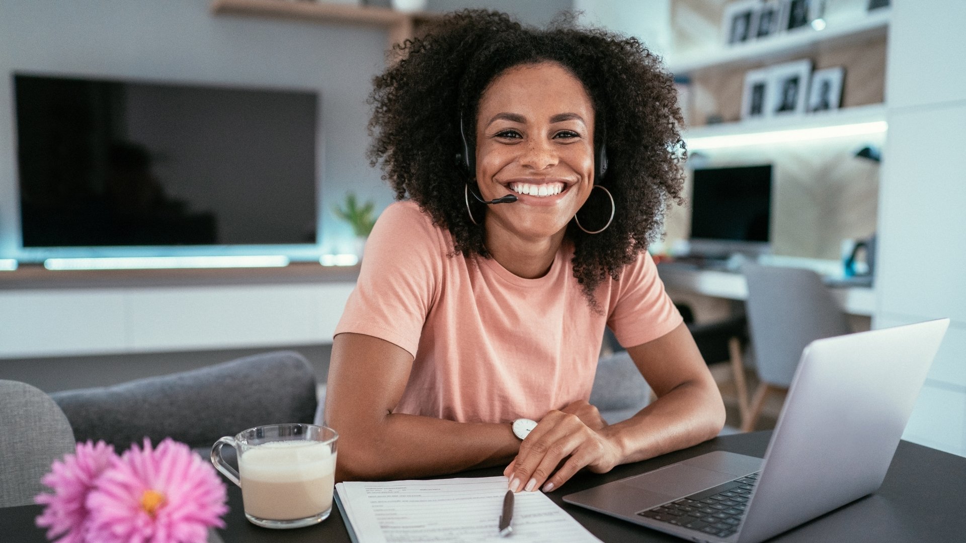 How to thrive in the new hybrid work environment